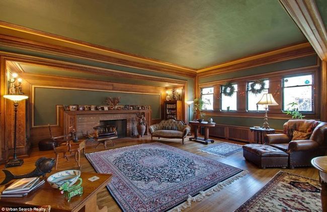 Gallery of Frank Lloyd Wright's Heller House on the Market for $2.5M - 6