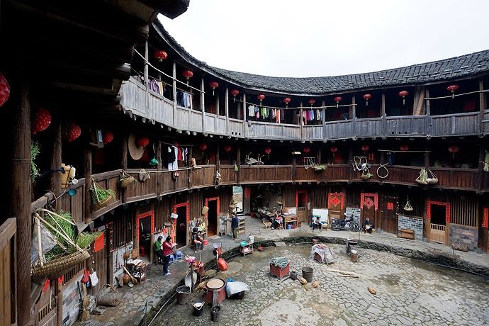 Gallery of Tulou Housing Guangzhou / URBANUS Architects by Iwan Baan - 9