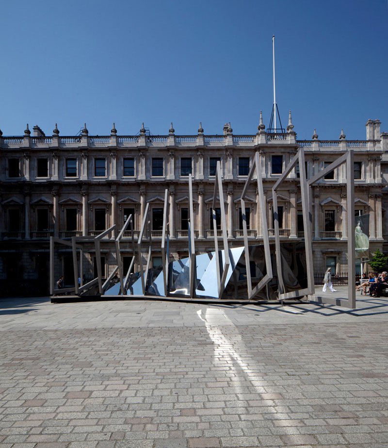 from-landscape-to-portrait-installation-at-royal-academy-s-summer