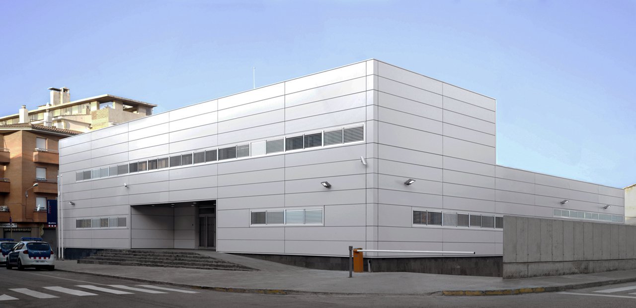 Galería de Comisaría de Mossos D’esquadra / Ravetllat Ribas Arquitectos ...