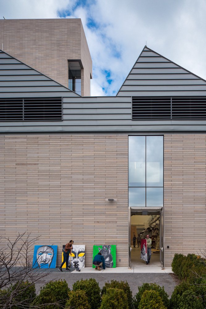 Gallery of Logan Center for the Arts, University of Chicago / Tod ...