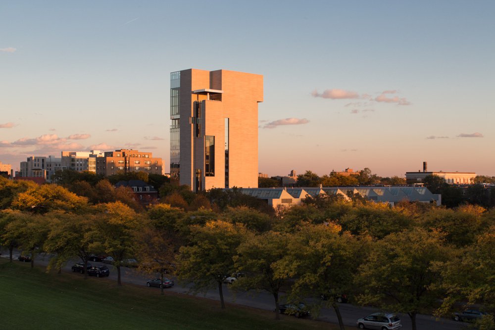 Gallery of Logan Center for the Arts, University of Chicago / Tod ...
