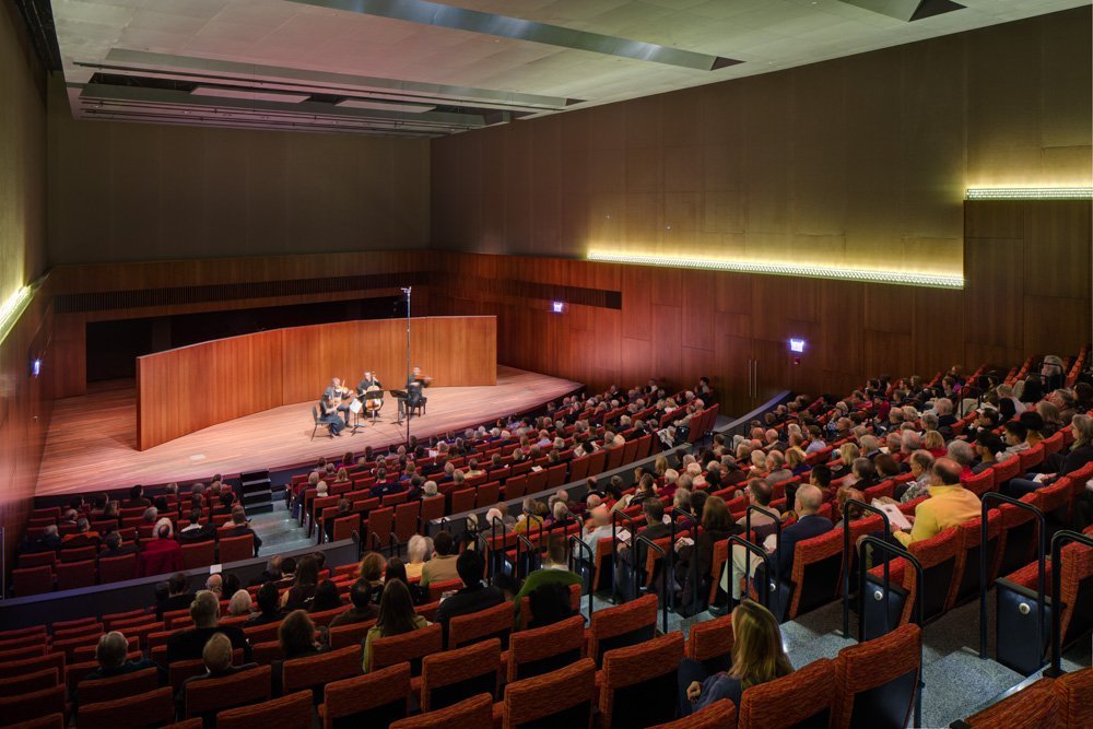 Gallery of Logan Center for the Arts, University of Chicago / Tod ...