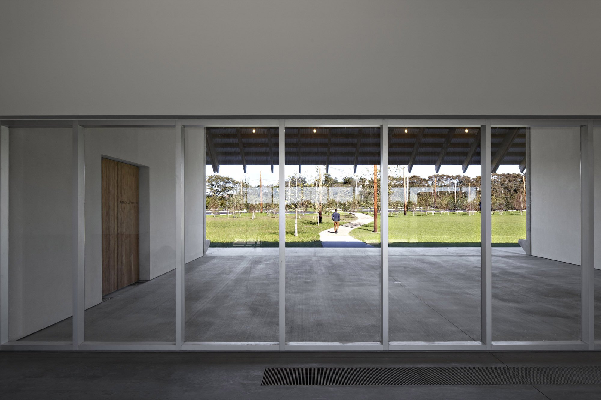 Gallery of Parrish Art Museum / Herzog & de Meuron - 18