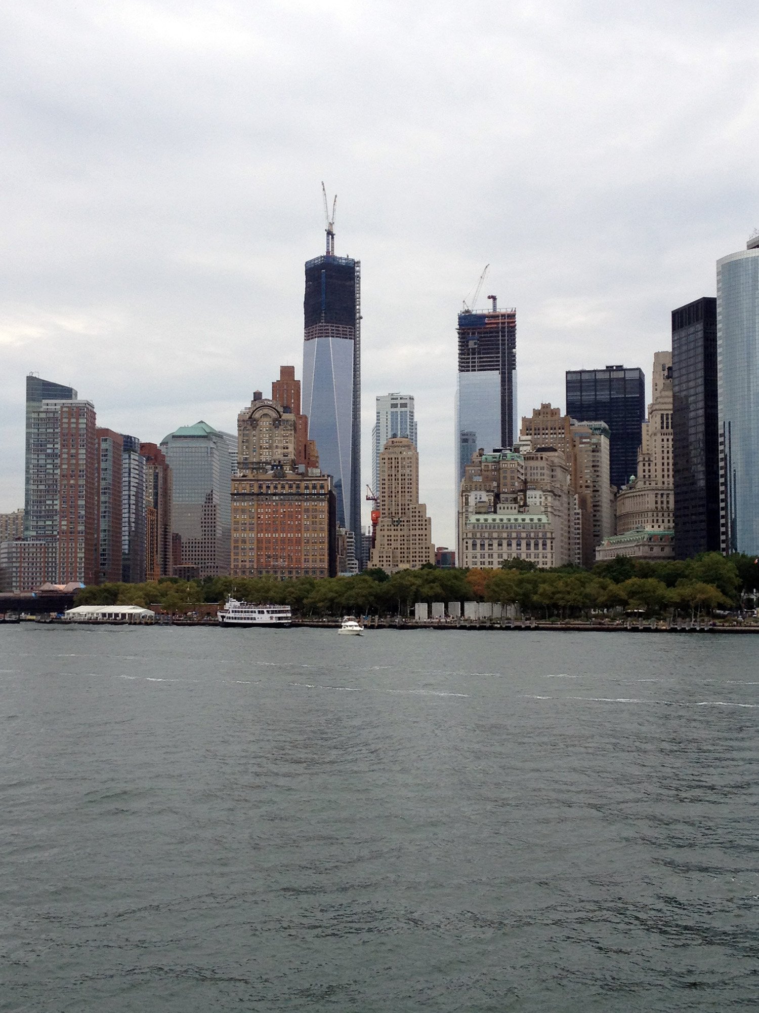 Gallery of 9/11 Retrospective / A Family Picture of the Freedom Tower - 19