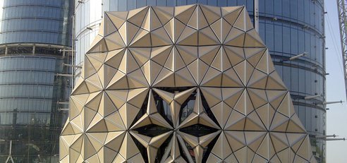 Gallery of Al Bahar Towers Responsive Facade / Aedas - 3