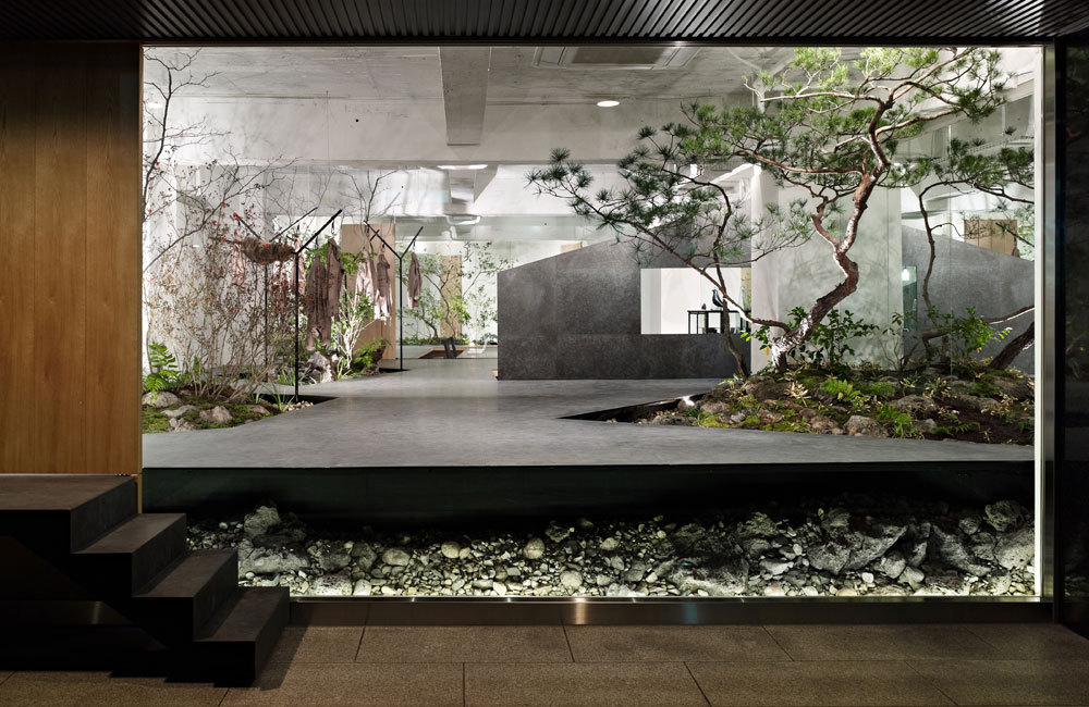 Gallery of Japan's New Masters: Yuko Nagayama - 29