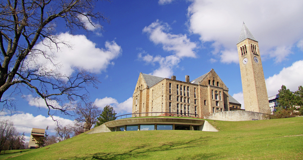Gallery of 10 College Campuses with the Best Architecture - 7