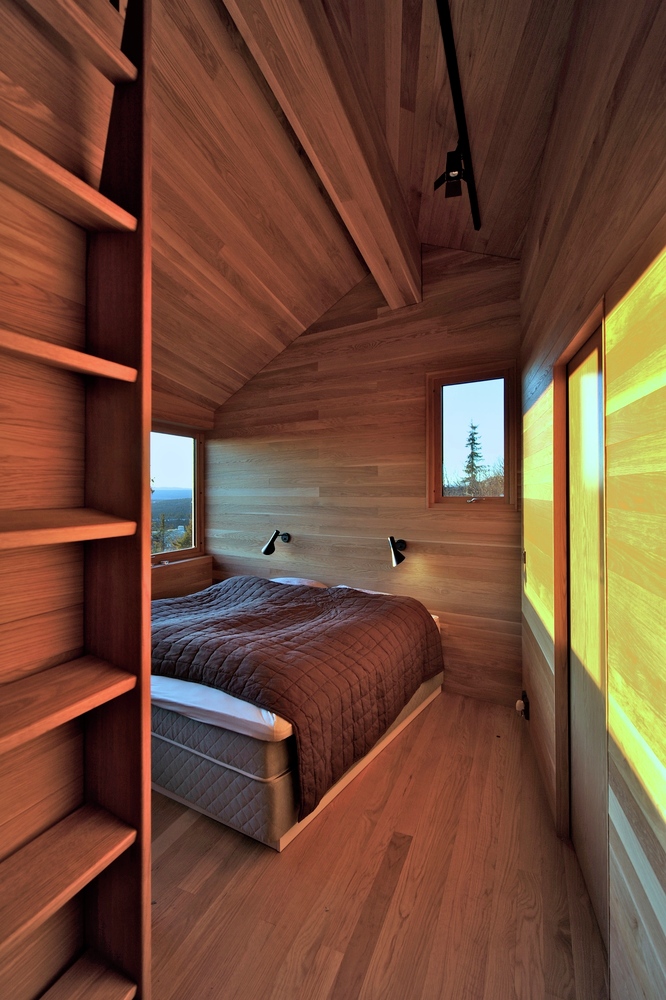 Gallery of Twisted House / JVA - 1