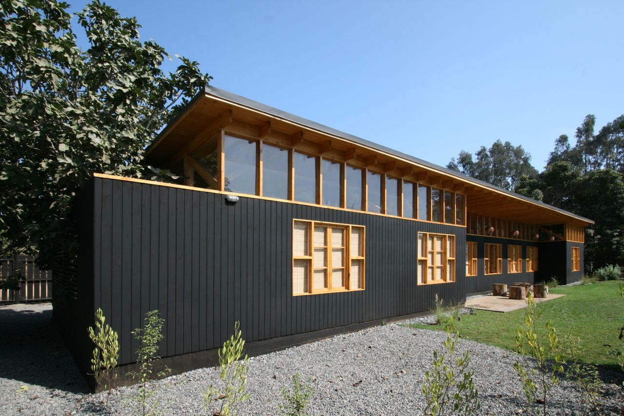 Enlargement of Los Alamos House / Rodrigo Piwonka Ariztía + Juan Luis ...