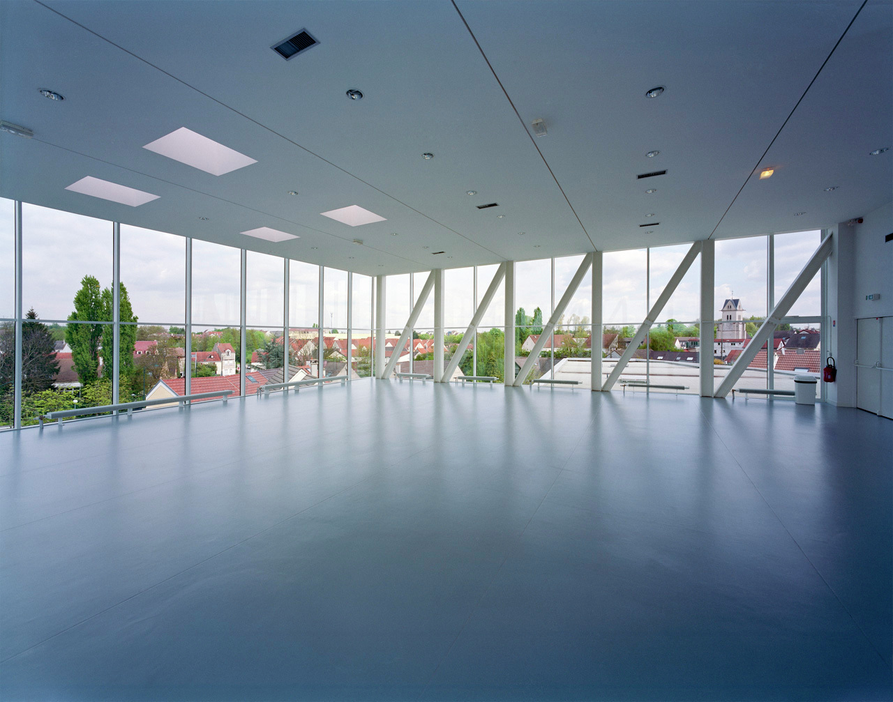 Gallery of Cultural Center Pontault Combault / Archi5 - 10