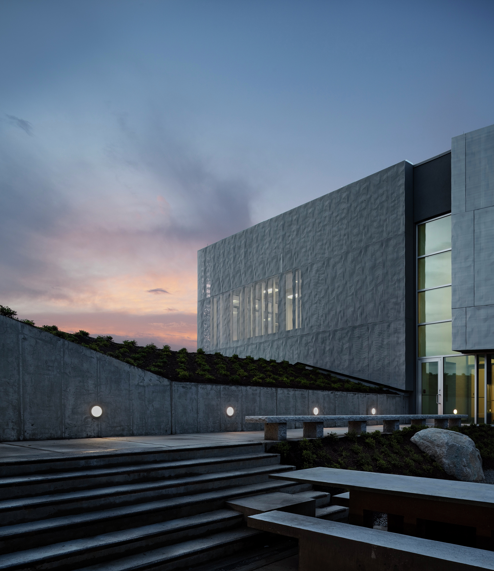 Gallery of U.S. Commercial Port of Entry & Border Station / Robert ...