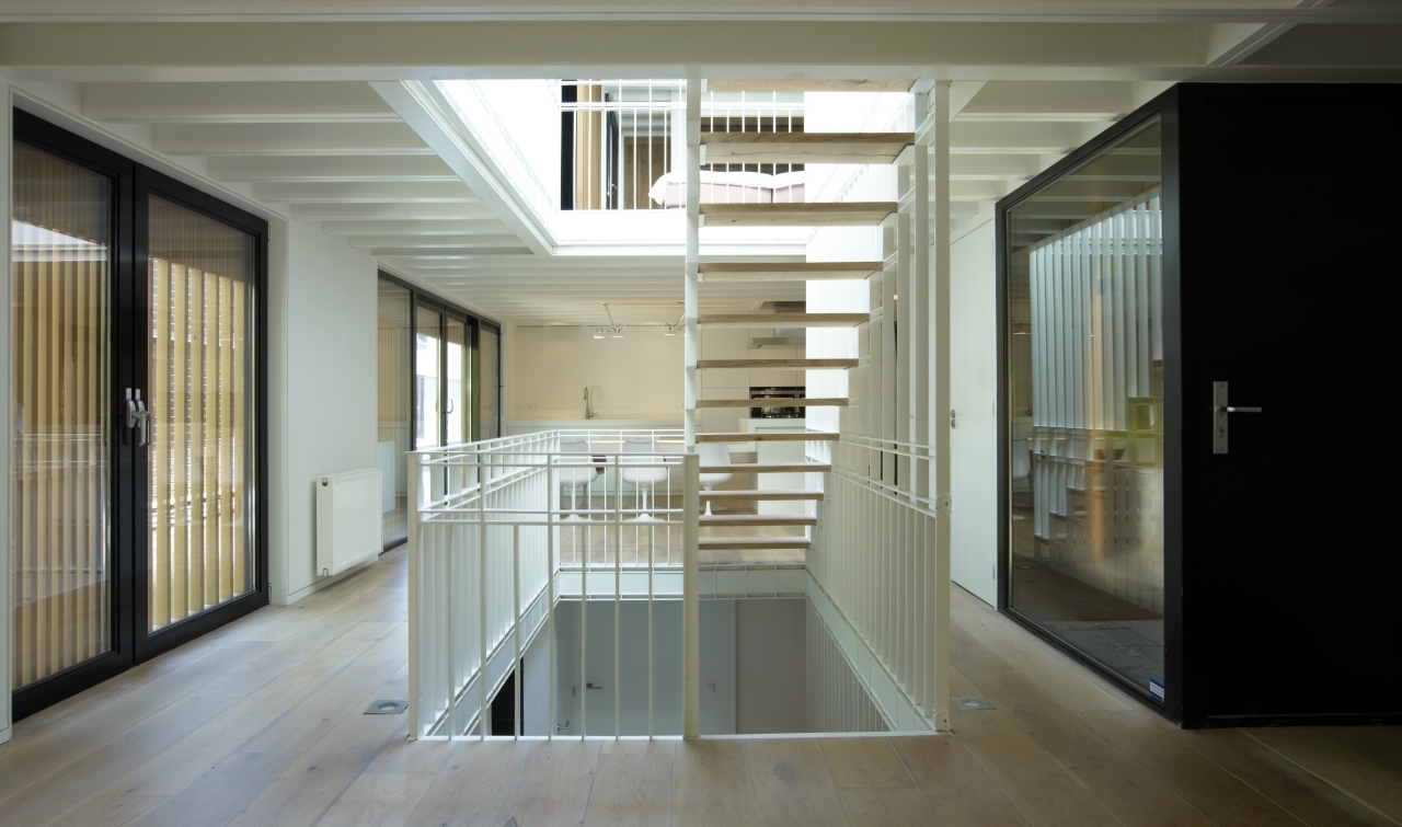 Gallery of Water Villa / Framework Architects + Studio Prototype - 7