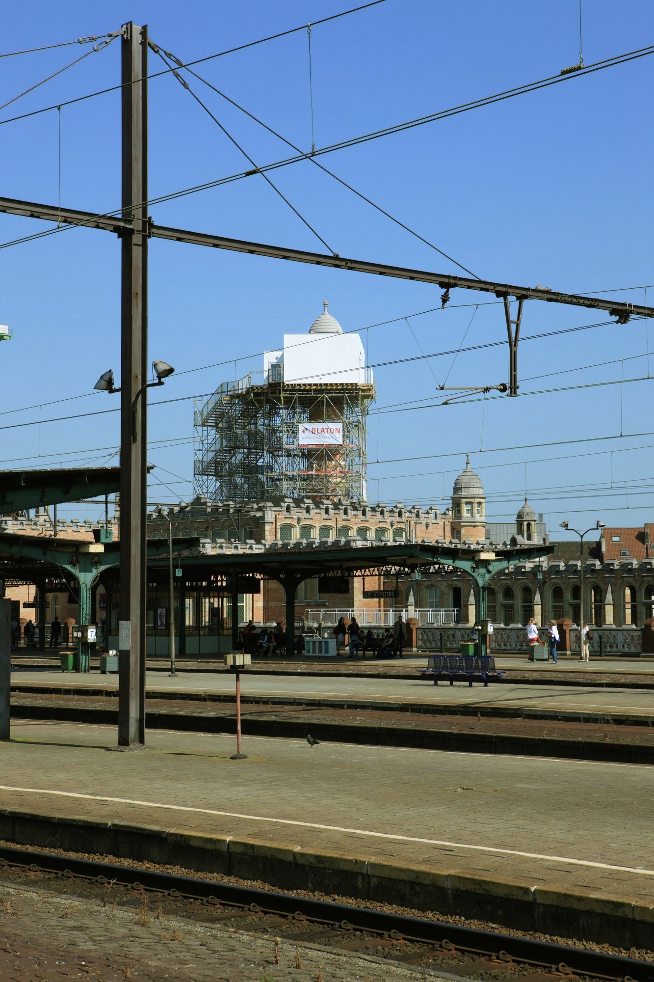 Gallery of Hotel Gent / Tazu Rous - 32