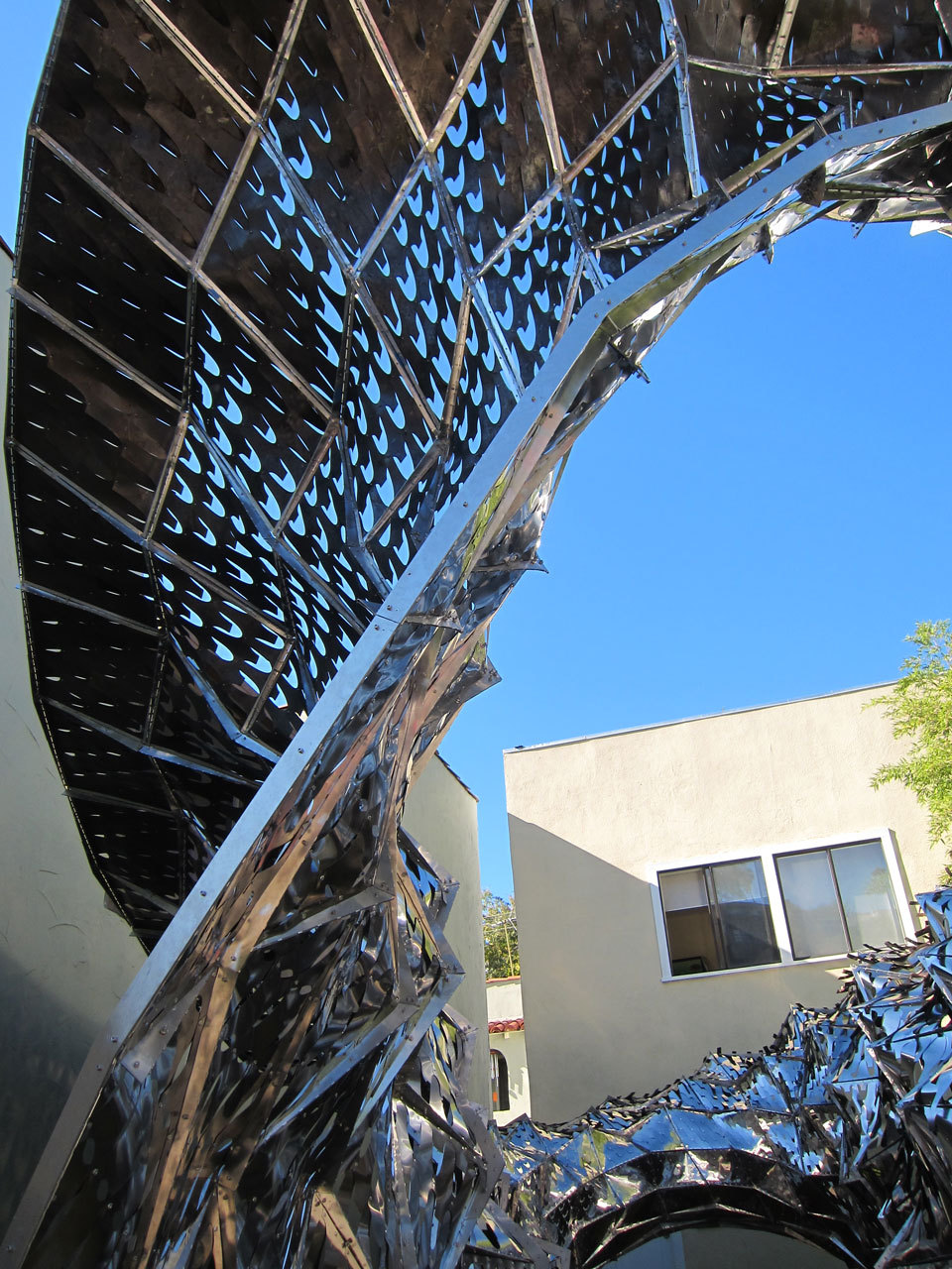 Gallery of Bloom / DO|SU Studio Architecture - 12