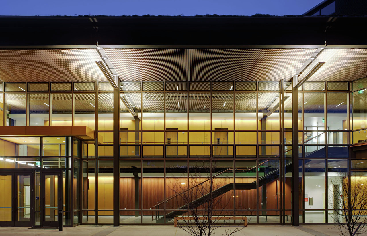 Gallery of Maier Hall / Schacht Aslani Architects - 17
