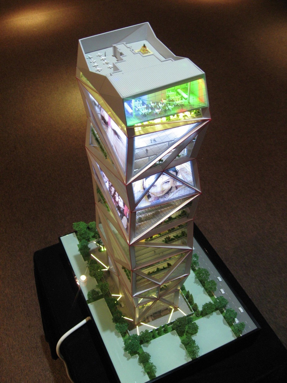 Gallery of Parinee I / James Law Cybertecture International - 21