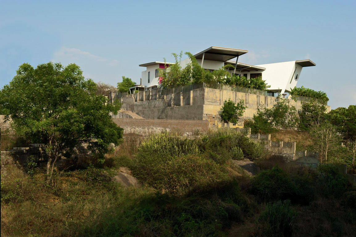 Gallery of Reddy House / Khosla Associates - 21