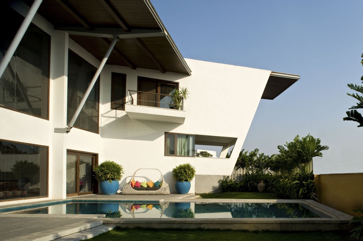 Gallery of Reddy House / Khosla Associates - 13
