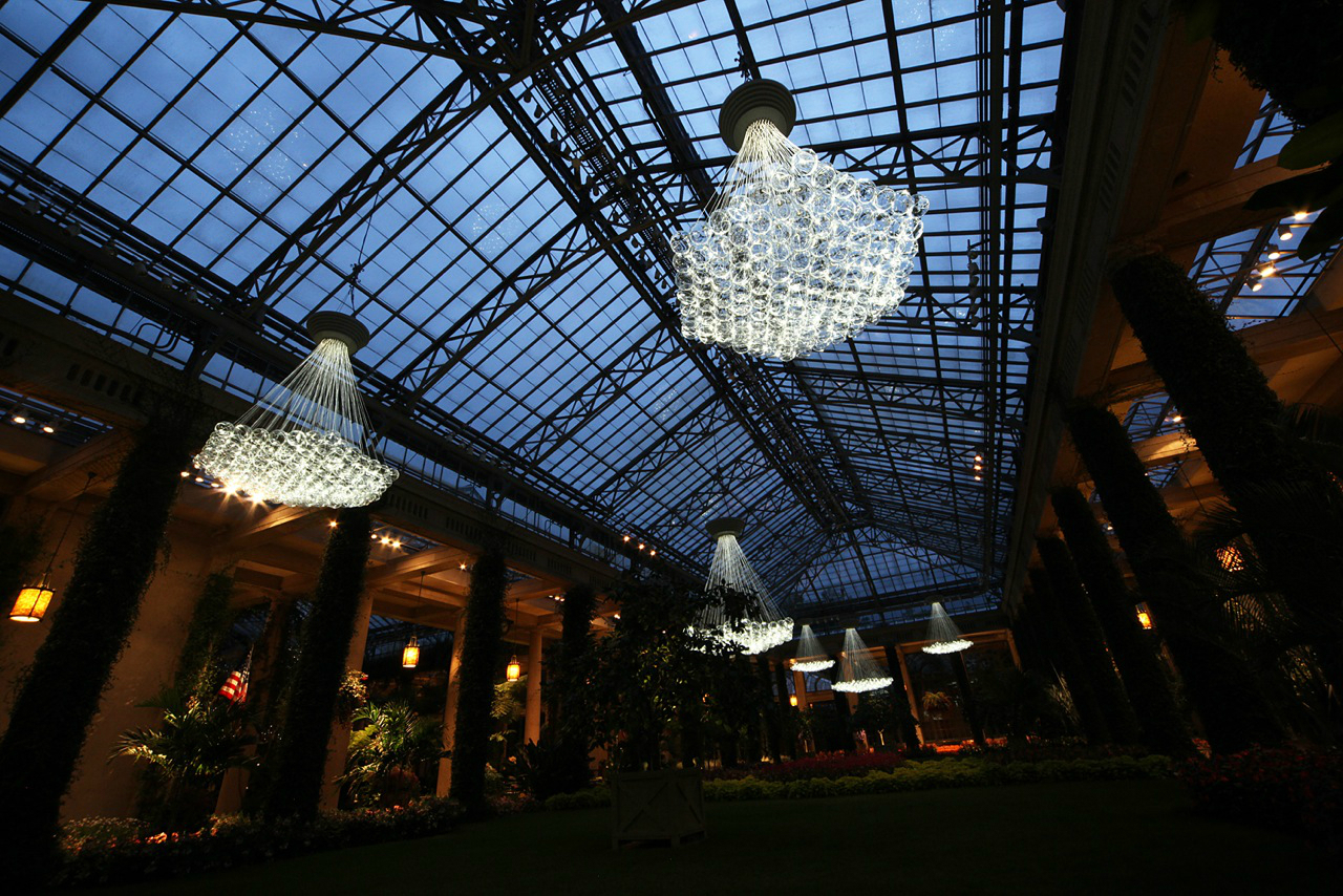 Gallery of Bruce Munro’s stunning LED Installations light up Longwood ...