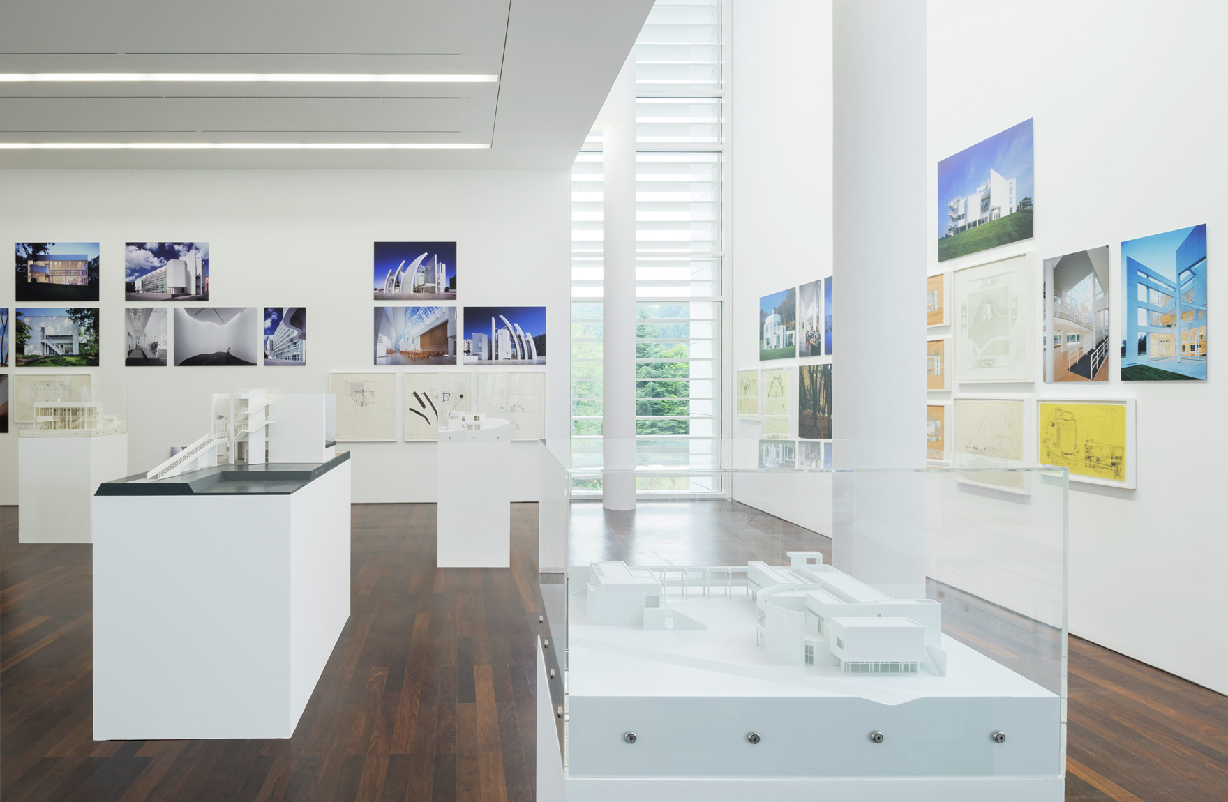 Gallery of 'Richard Meier. Building as Art' Exhibition - 3