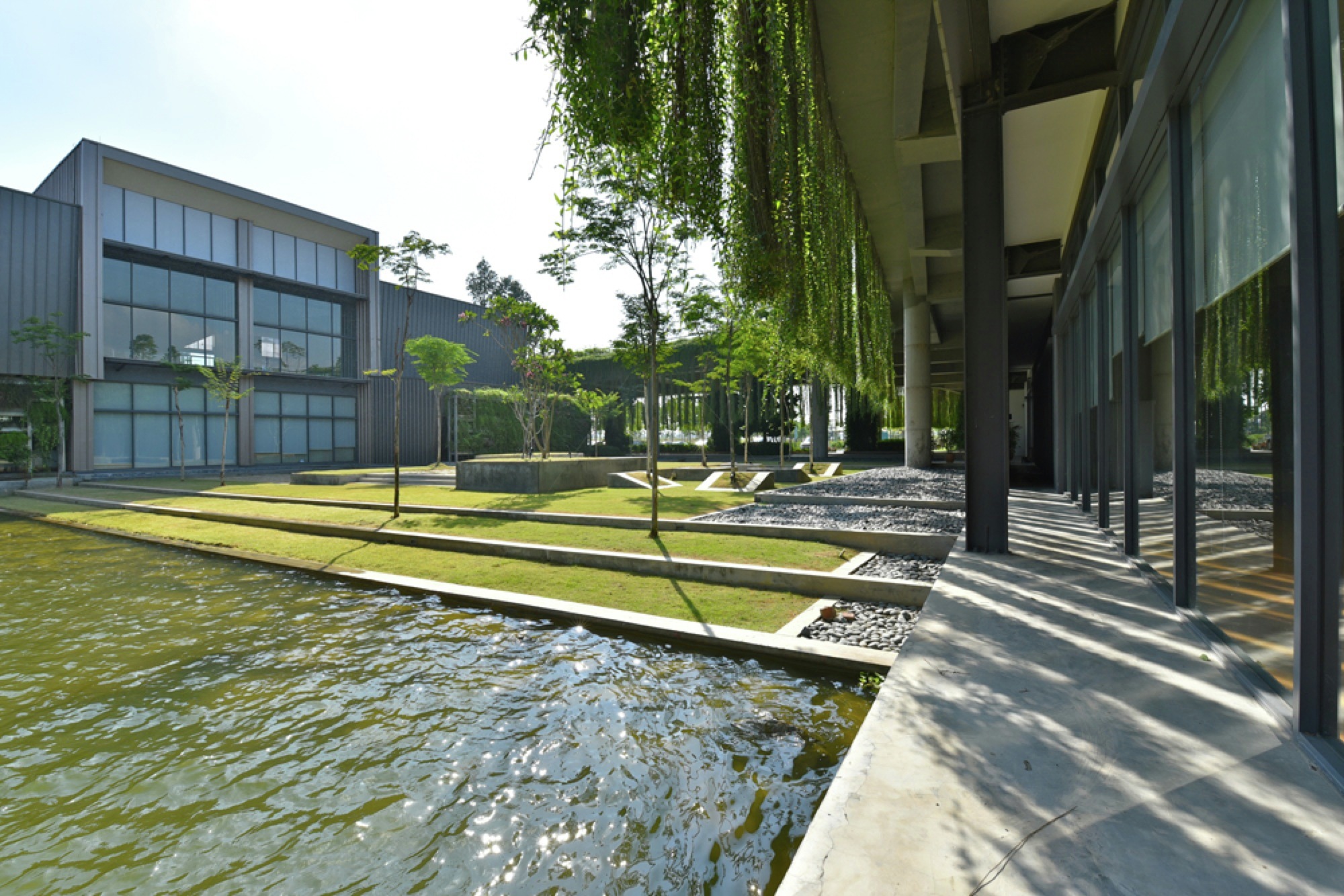 Gallery of The Arc at Bandar Rimbayu / Garis Architects - 22