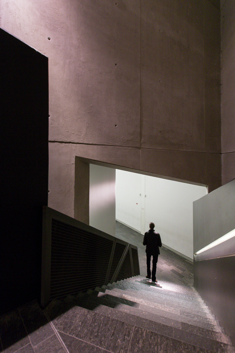 Galeria de Museu Judaico em Berlim, de Daniel Libeskind, fotografado ...