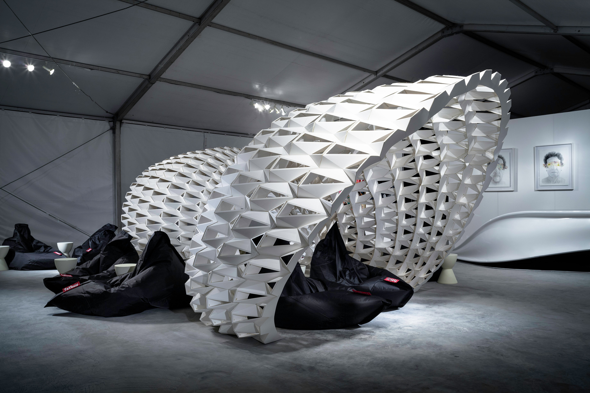 Gallery of FXFOWLE Lounge Installation / FXFOWLE Architects - 3