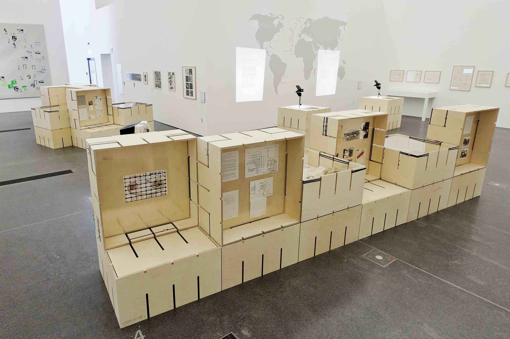 "Fluxus Module" Exhibition / modulorbeat | ArchDaily