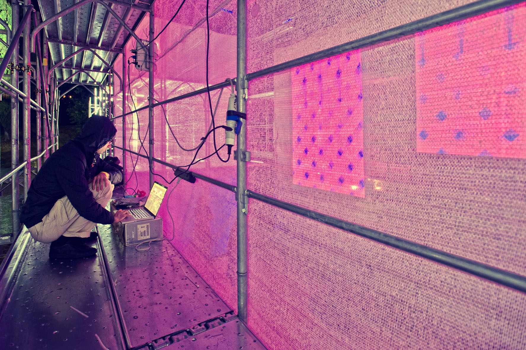 Gallery of HARDWARE SOFTCORE Installation / Gabriele Falconi - 8