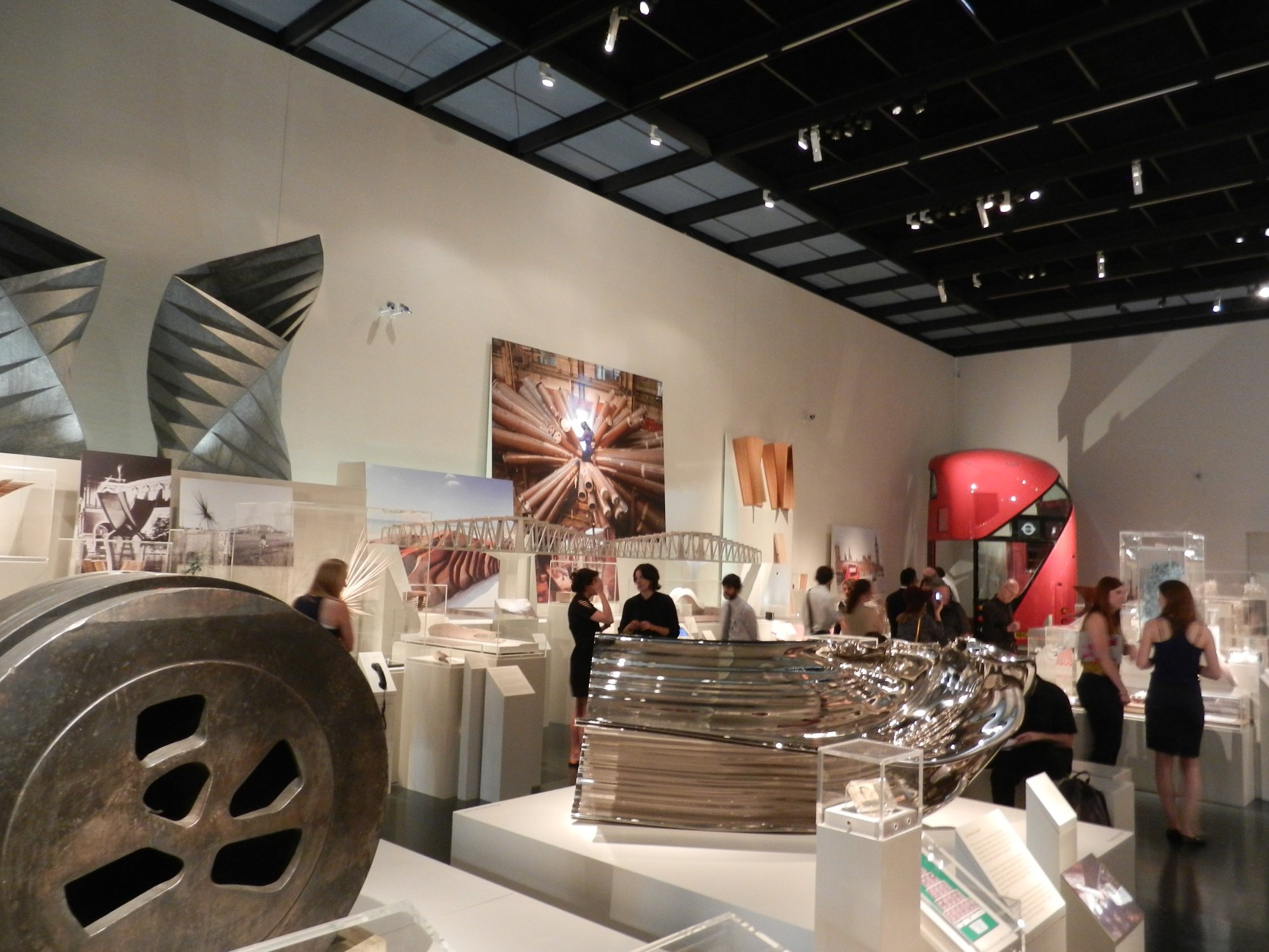 Gallery of Designing the Extraordinary / Heatherwick Studio - 7