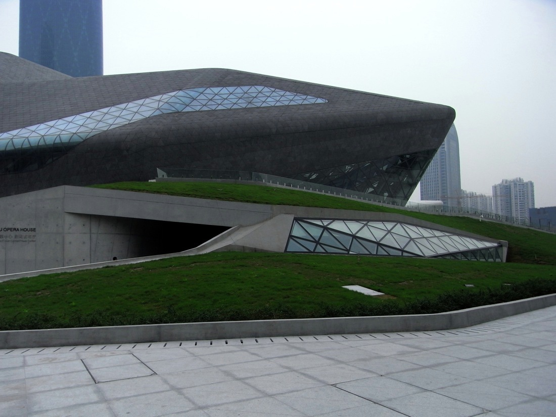 Gallery of Guangzhou Opera House / Zaha Hadid - 9