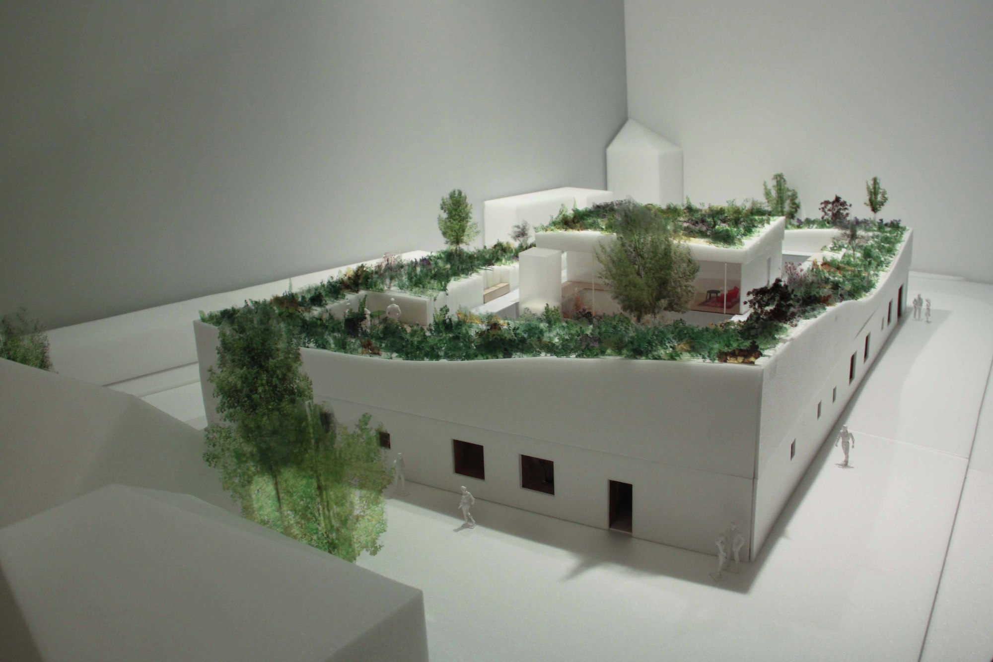 Gallery of Oasis Cancer Care Center / WE Architecture - 13