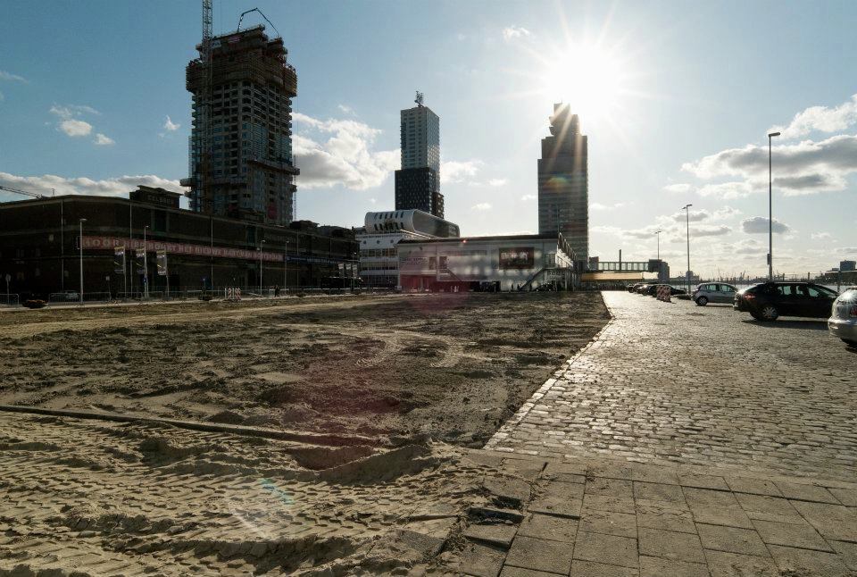 Building the Rotterdam | ArchDaily