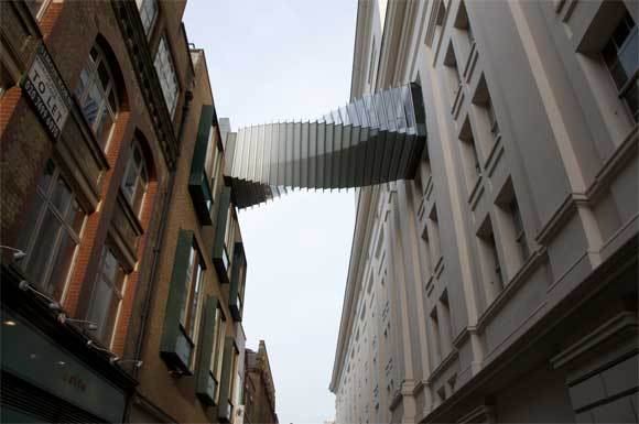 Challenge: Building to Building Pedestrian Bridge | ArchDaily