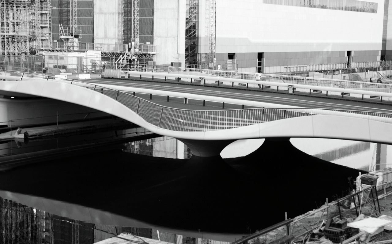 Spencer Dock Bridge / Amanda Levete Architects | ArchDaily