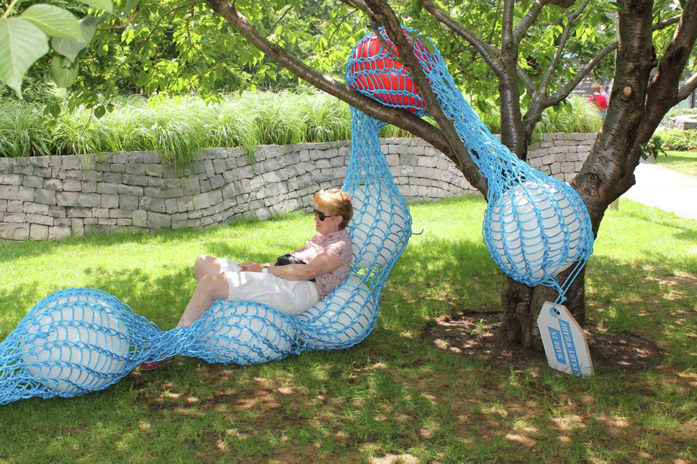 Gallery of Giant Knitting Nancy / Superblue Design - 11