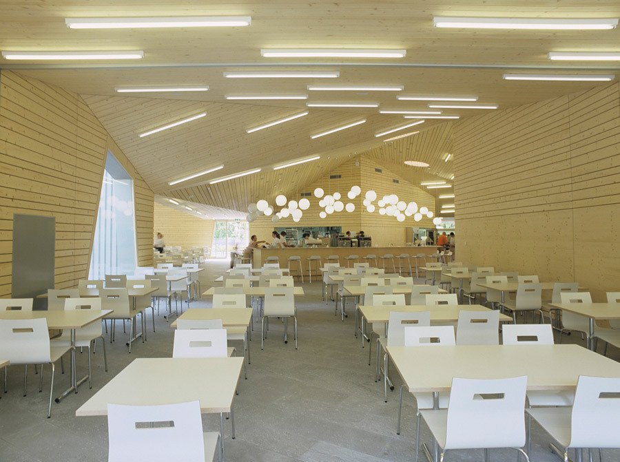 Gallery of Viamala Raststätte Service Station / Iseppi-Kurath - 14