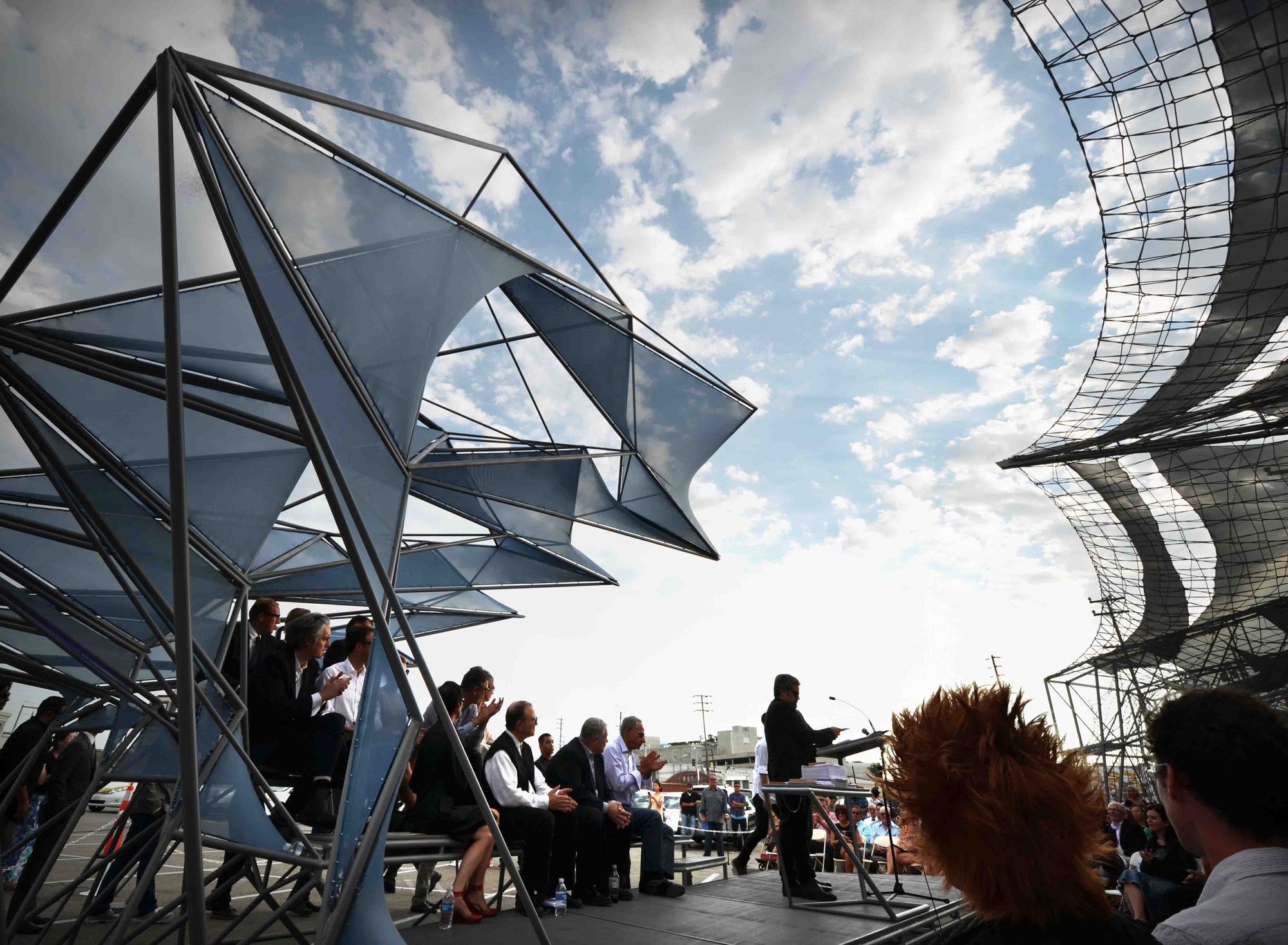 Gallery of Centerstage: SCI-Arc Graduation Pavilion / Oyler Wu ...