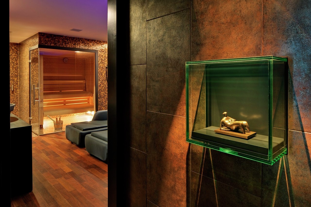 Gallery of Miura Hotel / Labor 13 - 25