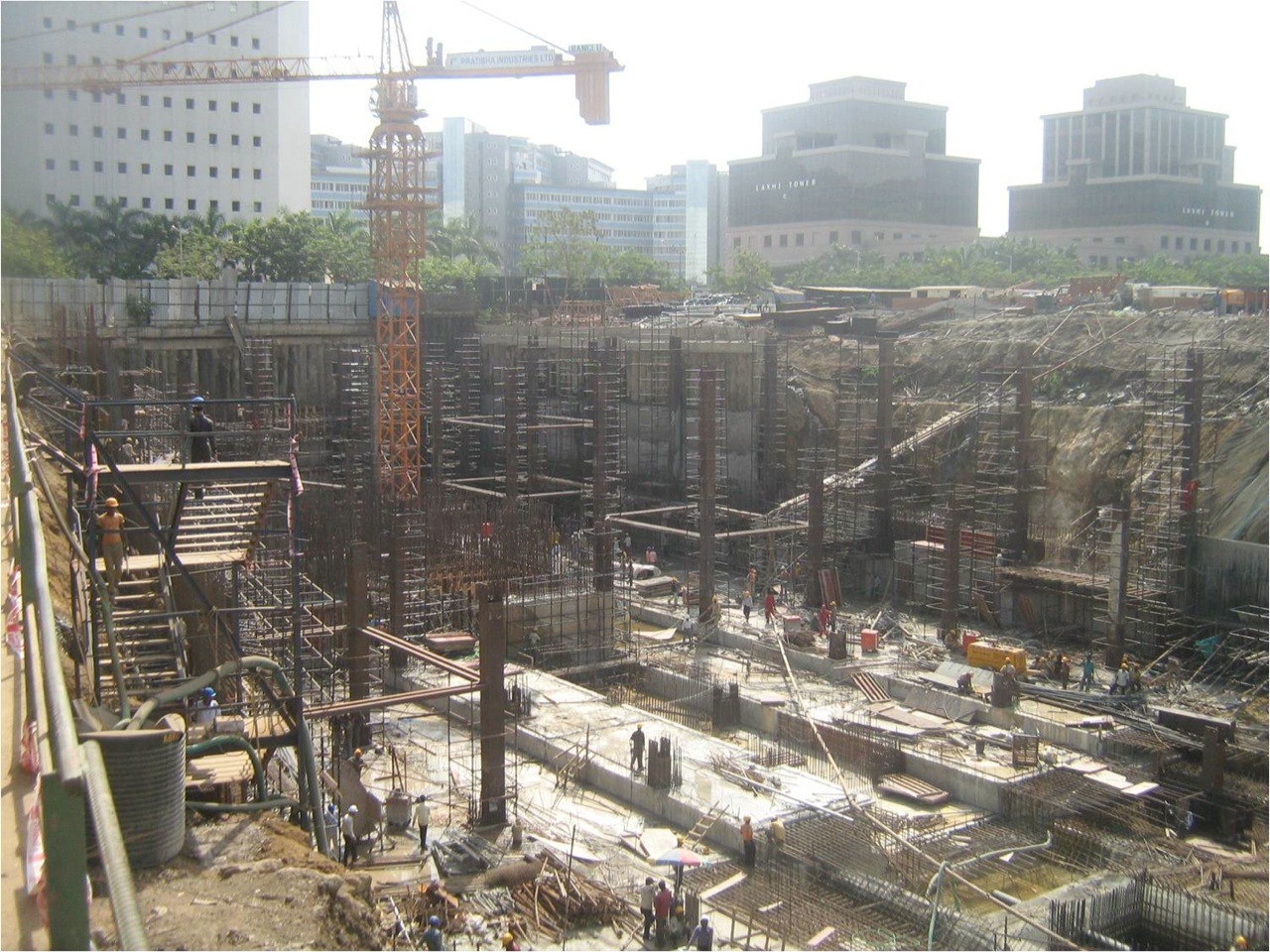 Gallery of In Progress: The Capital / James Law Cybertecture ...