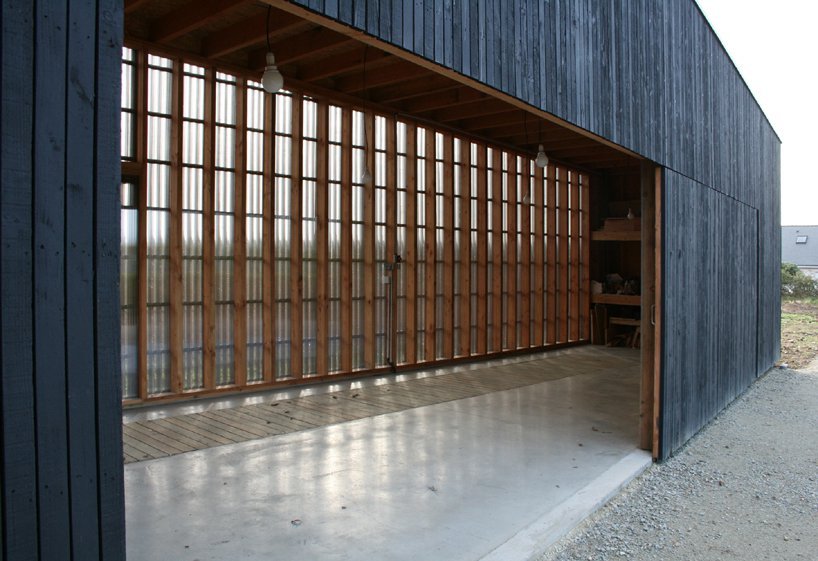 Oyster Farm Hangar / Raum Architects | ArchDaily