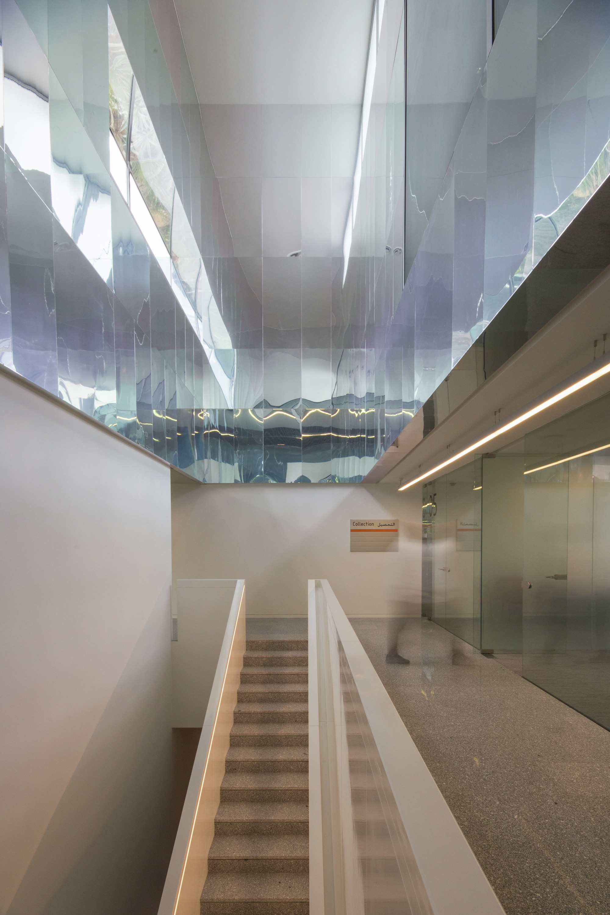 Gallery of Credit One Kuwait Office / AGi Architects - 10