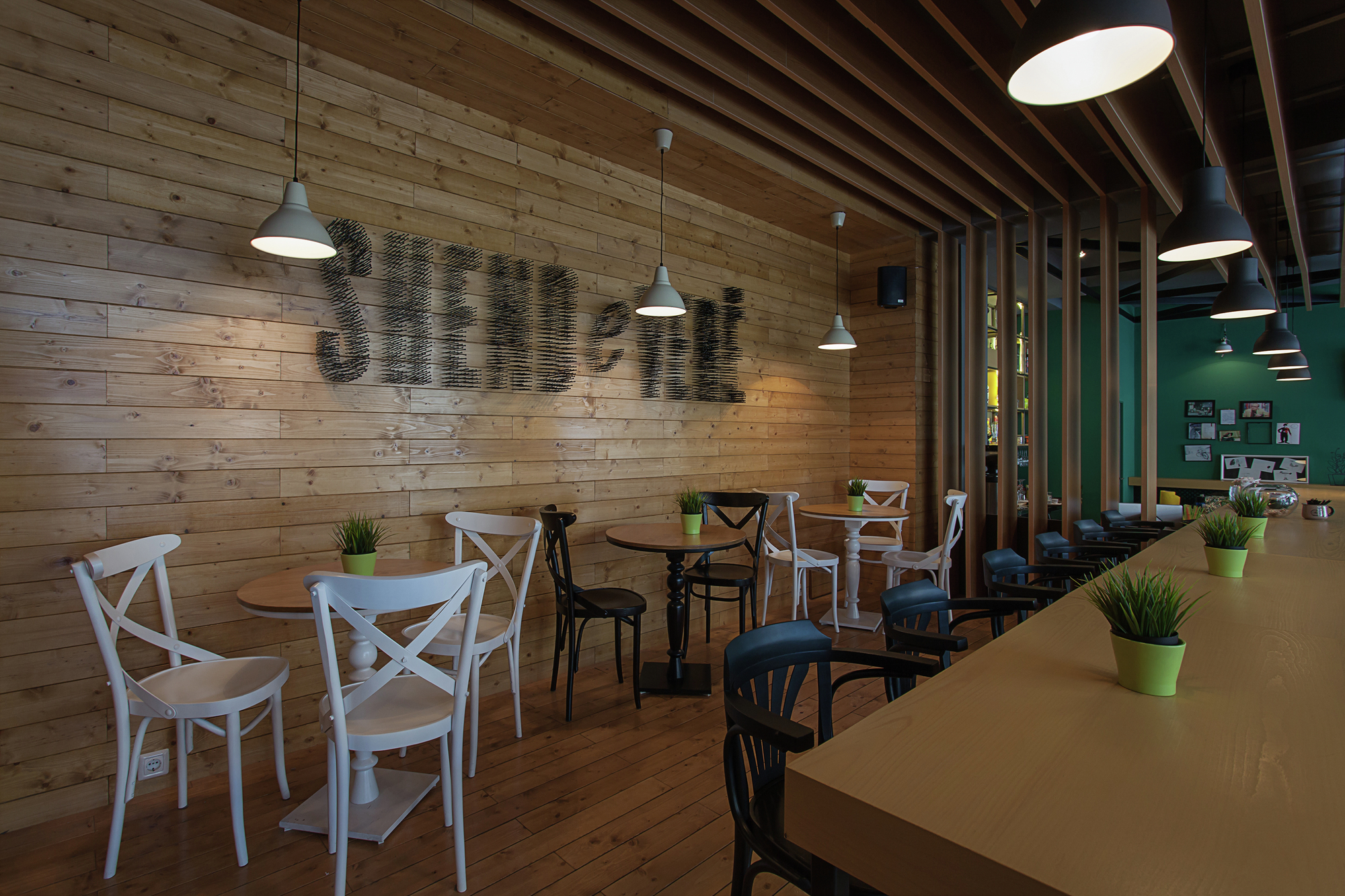 Gallery of SHENDeVERË Bar / Besian Mehmeti Architects - 4