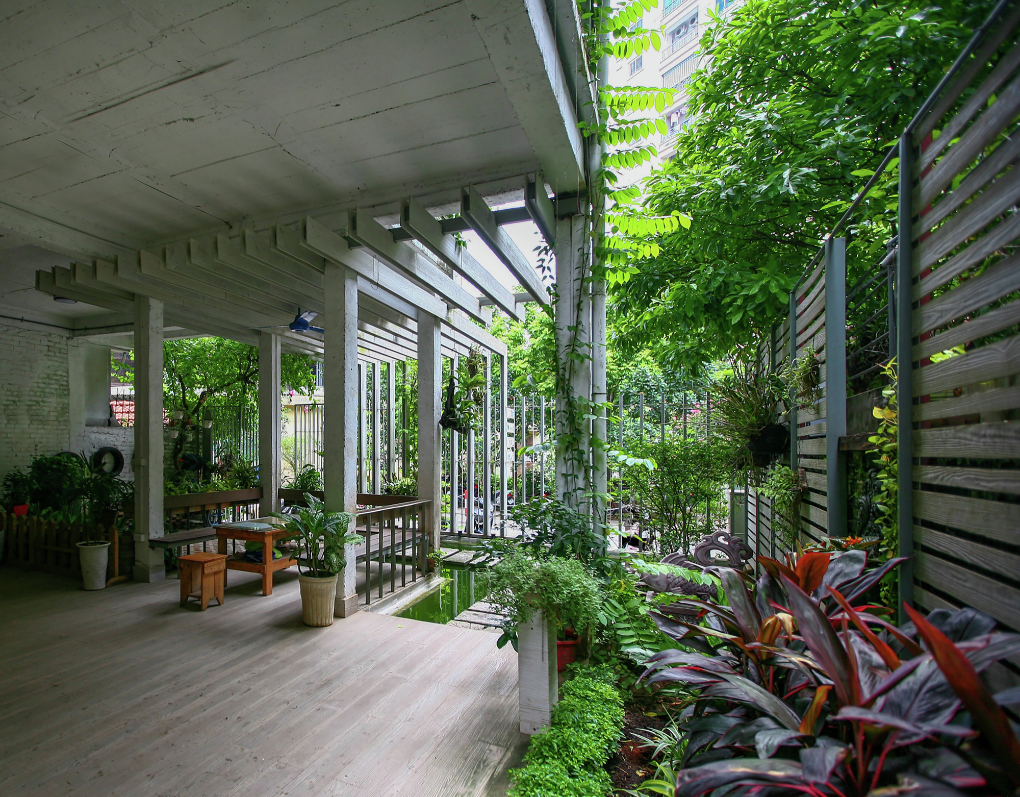 Gallery of Growing Green Office / Studio 102 - 7