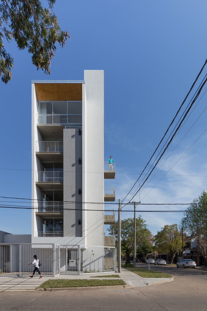 Galería de Edificio Castelli / BIAGIONI / PECORARI - 7