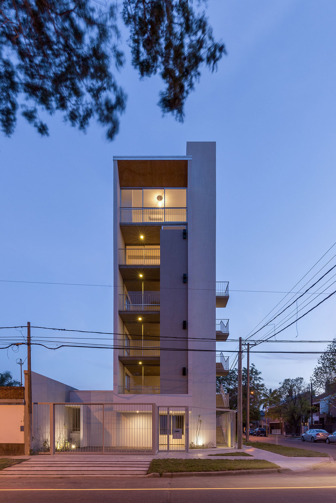 Galería de Edificio Castelli / BIAGIONI / PECORARI - 7