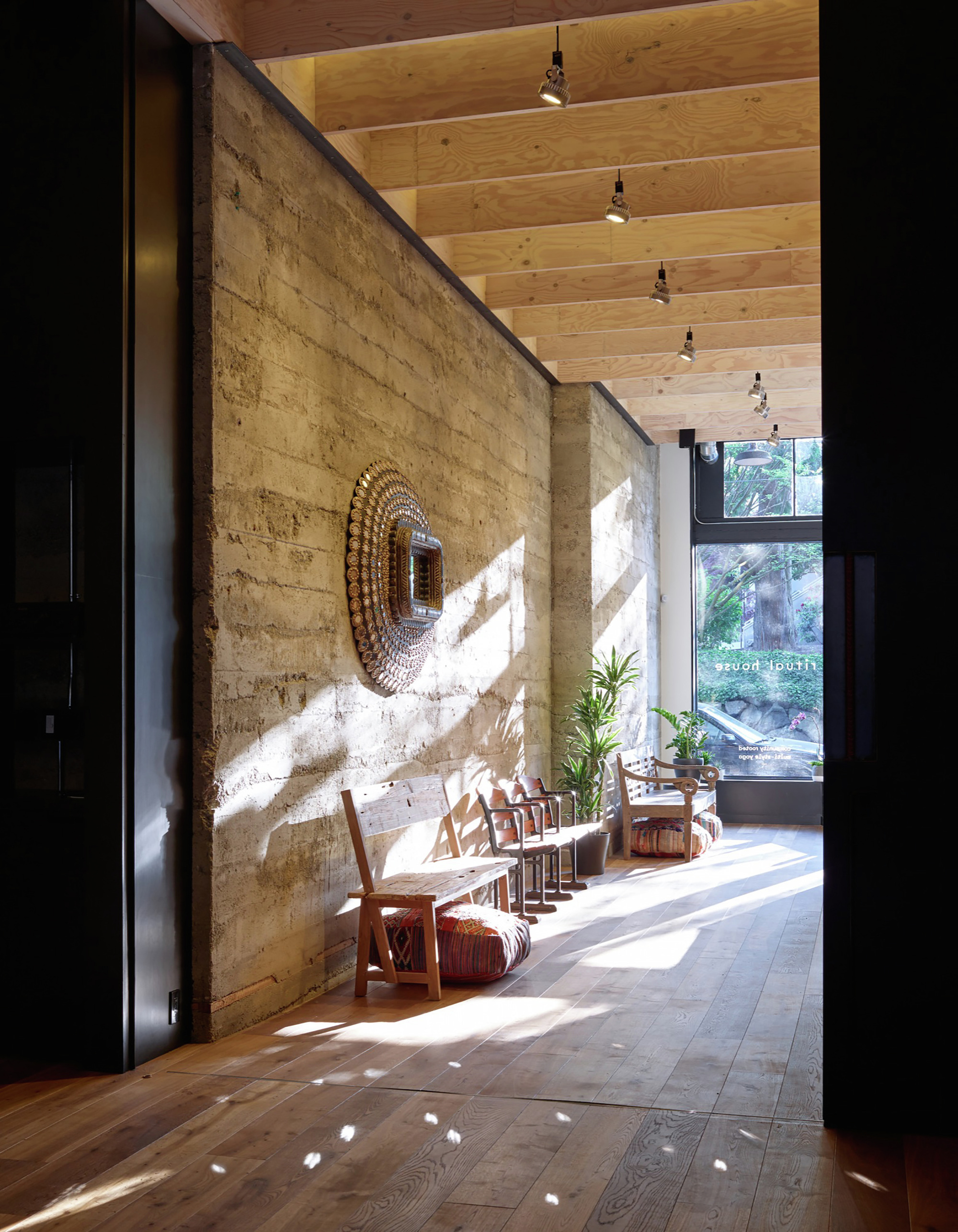 Gallery of Ritual House of Yoga / goCstudio - 5