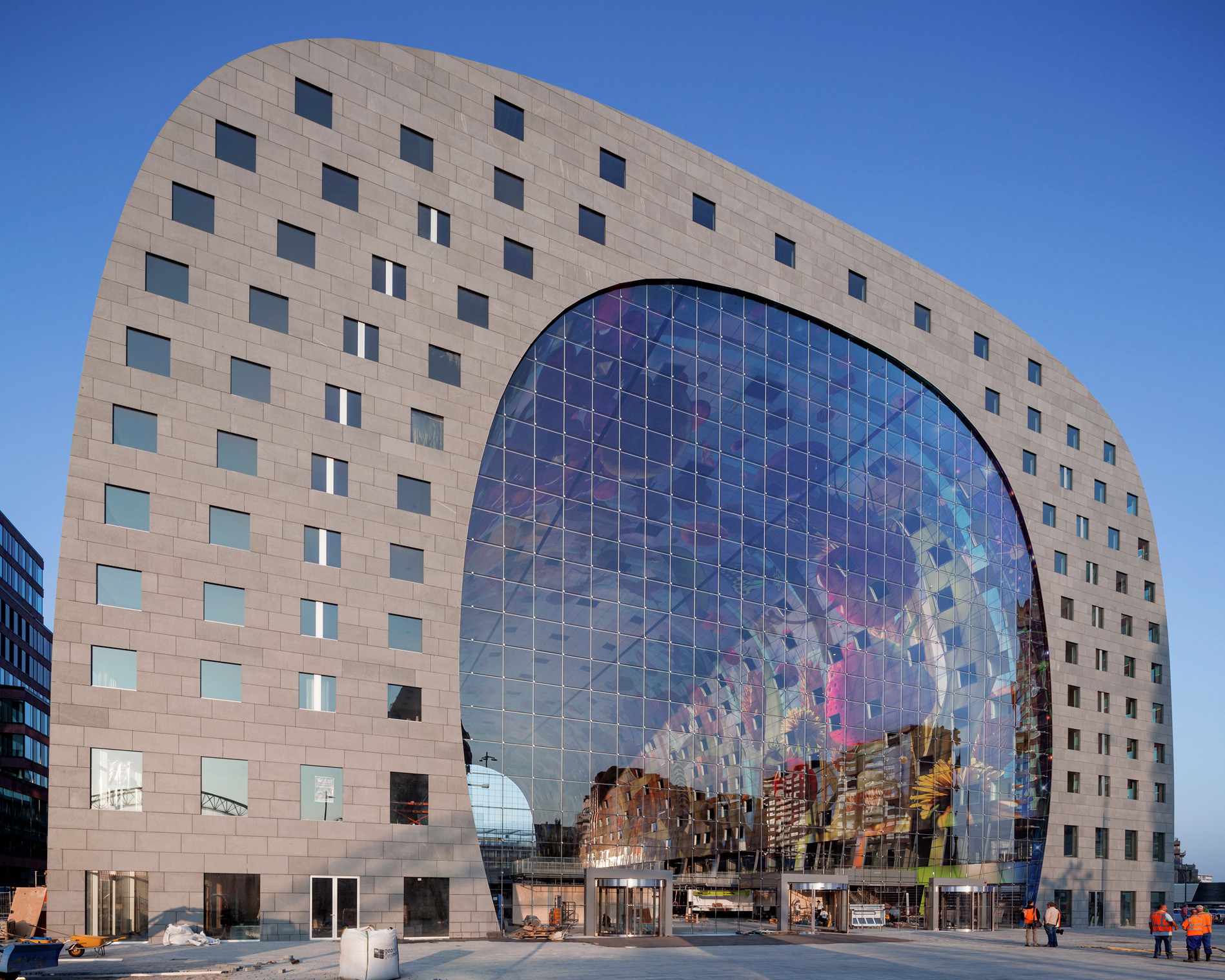 MVRDV 市场项目的公关运动：我们是如何了解鸡肉价格的 | ArchDaily