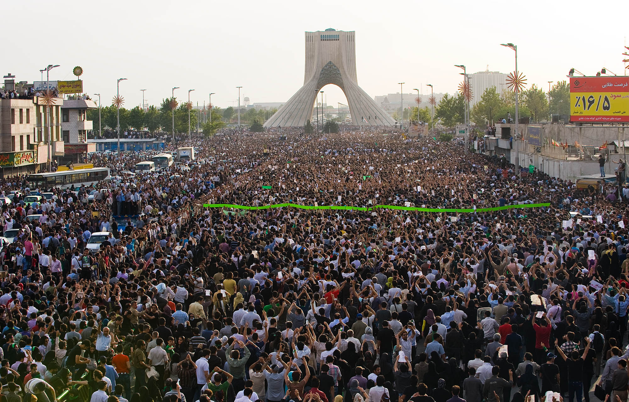 Gallery of AD Classics: Azadi Tower / Hossein Amanat - 2